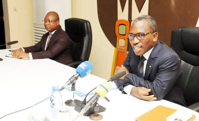 Nouvelle Constitution : Gilbert Bawara édifie davantage les diplomates ...